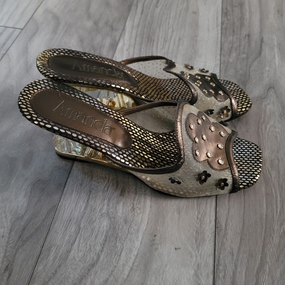 Amanda | Shoes | Amanda Golden Dreams Mule Sandals Size 9m | Poshmark